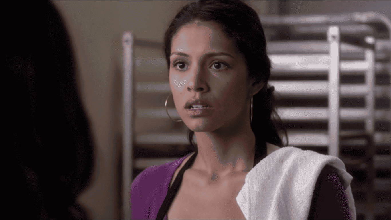 Emily y Talia: Pretty Little Liars 5x19 • Lesbicanarias